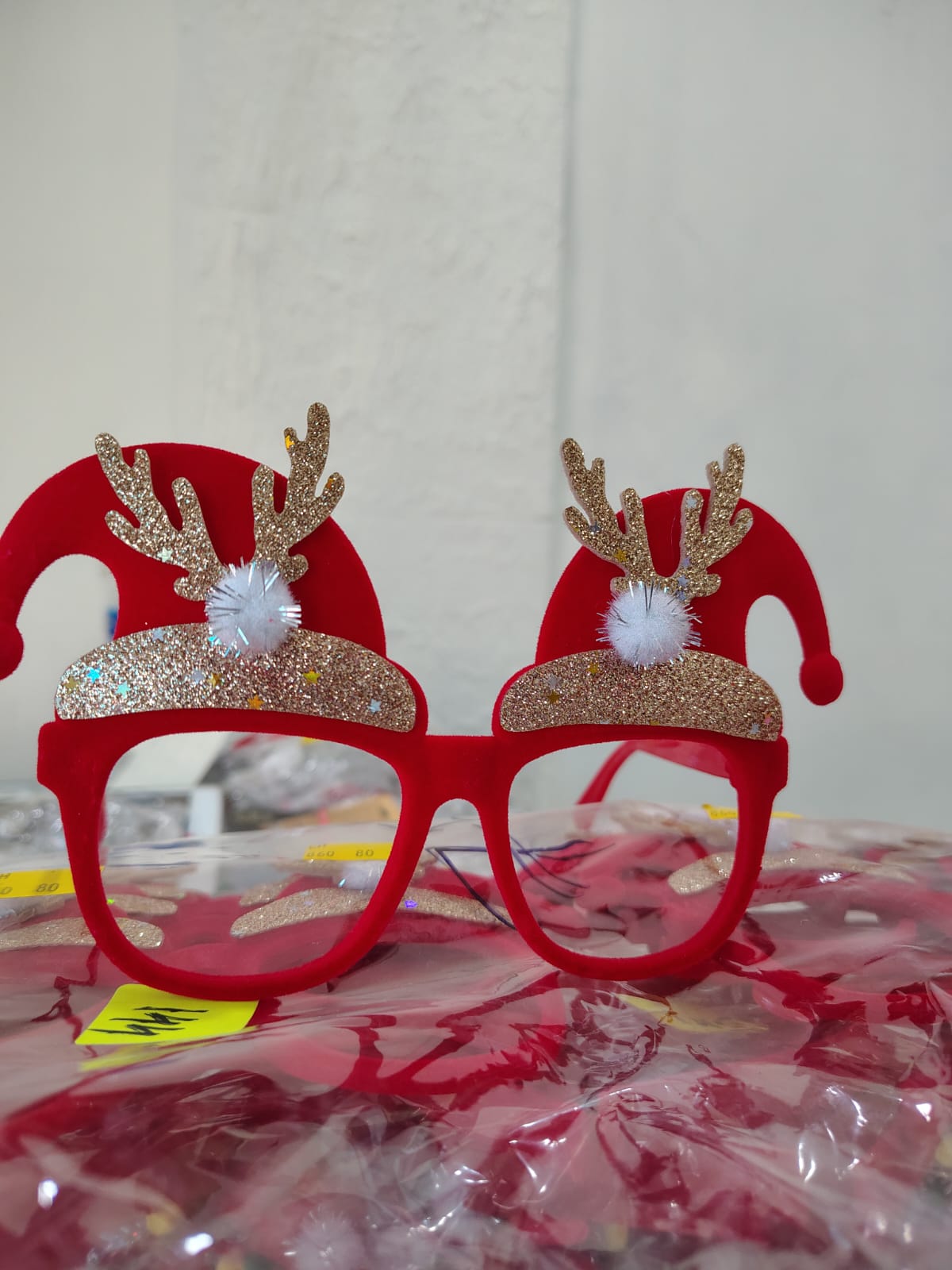 Christmas Reindeer Party Glasses – Red & Gold Glitter Design - Golden ...